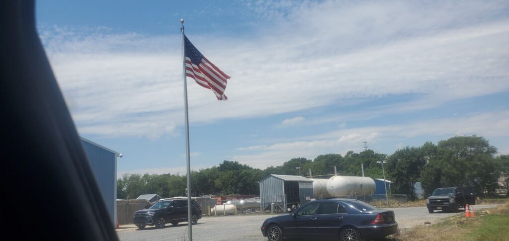 S & F Gas Works proudly flying the American flag – American Flag Sighting
